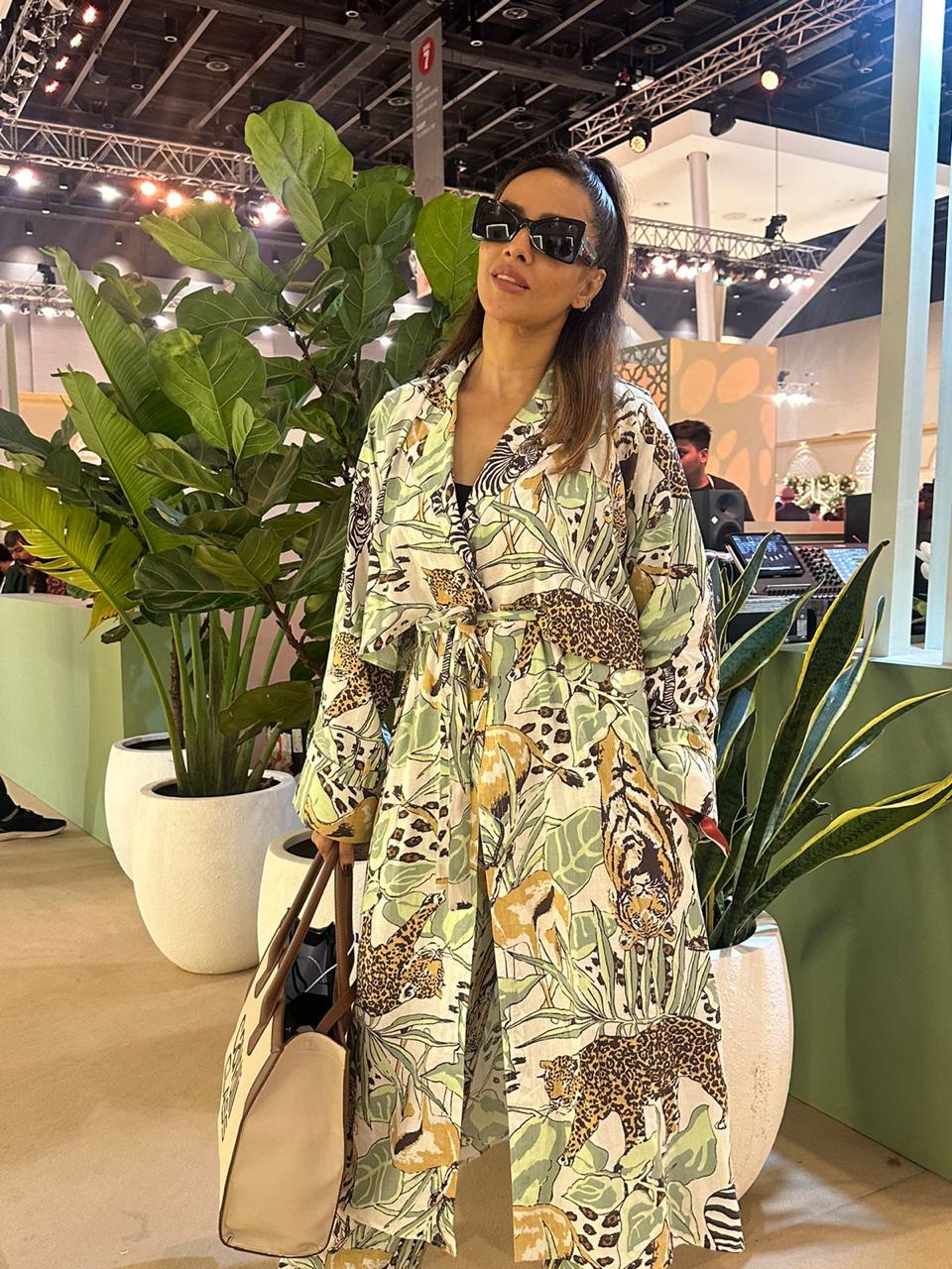 Kaniz Rabia in Montmartre Magic Paris Trench Coat Set – Miku Kumar